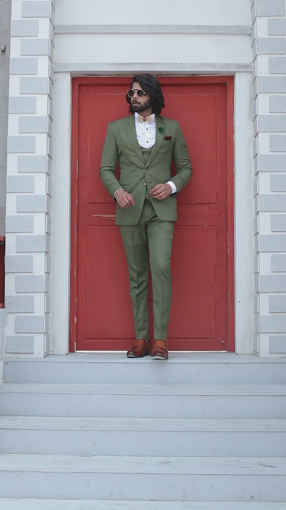 Amusing Green Color Men's Single Breasted Designer Suit - VJV Now - India